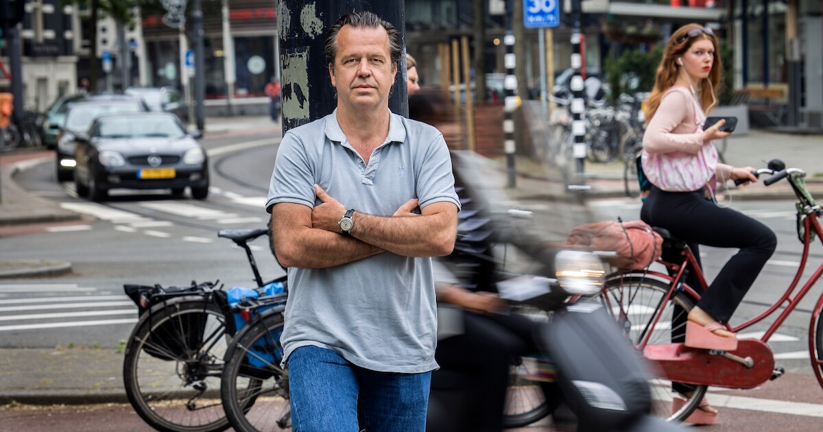 Journalist Bas Haan (47) schrijft thriller over Rotterdam: ‘Ik heb in ...
