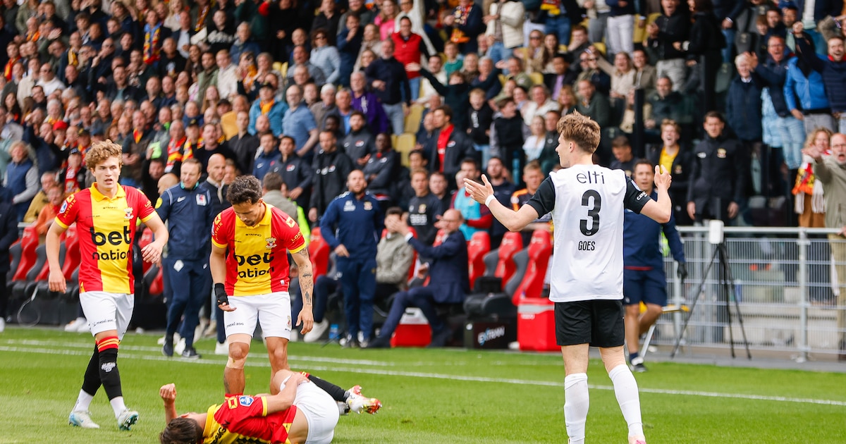 Ruime nederlaag voor Go Ahead Eagles, AZ-verdediger Wouter Goes scoort en krijgt rood | Deventer ...