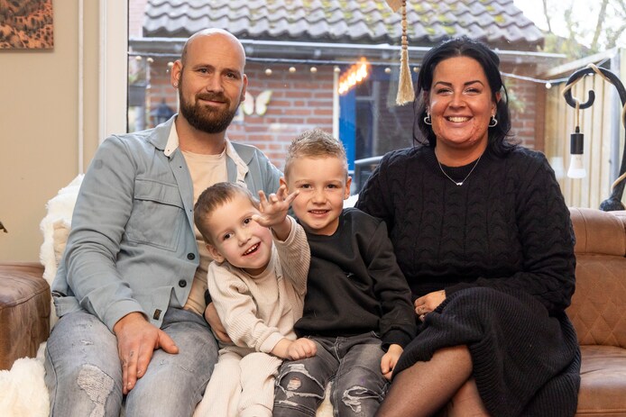 Op de mri-scan was te zien dat één hersenhelft van Noah (3) helemaal ...