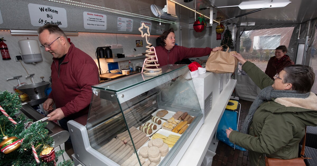 Ook op zondag is er weer patat in Wilp: Derk Gort mag zijn kraam ...