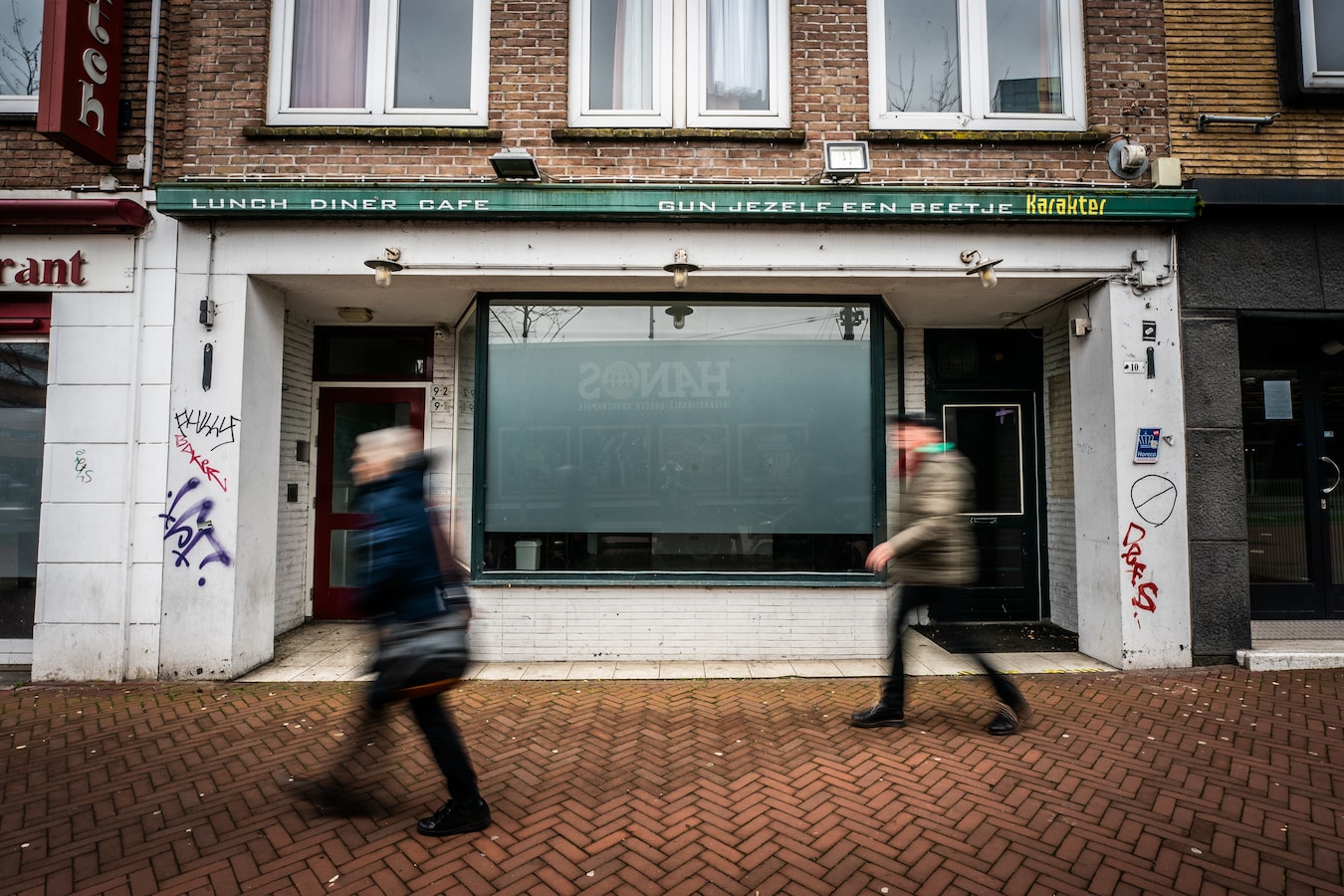 Omstreden coffeeshop krijgt toch vergunning, ondanks 52 bezwaren | Foto ...