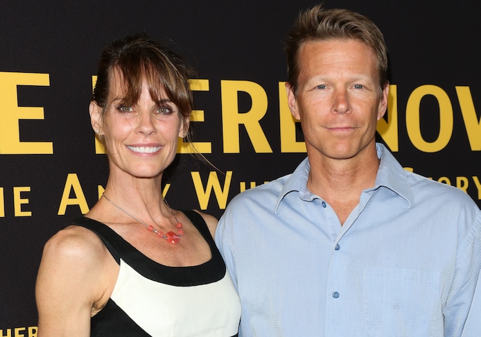 Baywatch-actrice Alexandra Paul werd 13 jaar gestalkt: ‘Overal waar ik ...