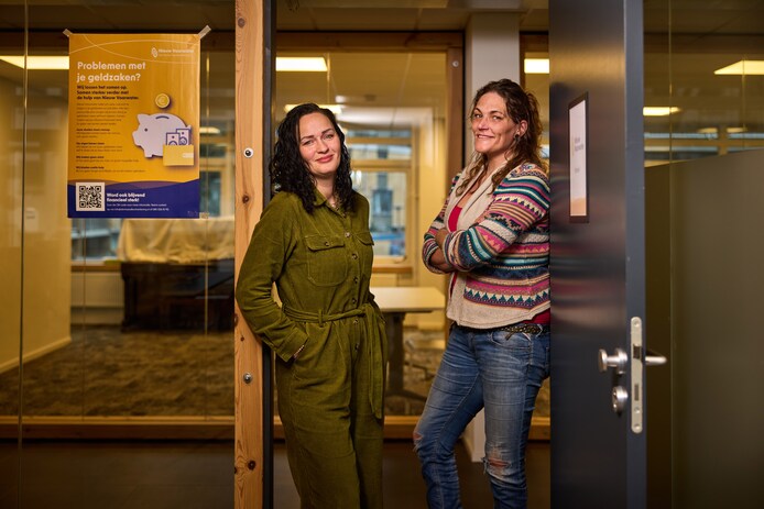 Als steenrijke familie schulden van Andrea en Sally plots aflost ...