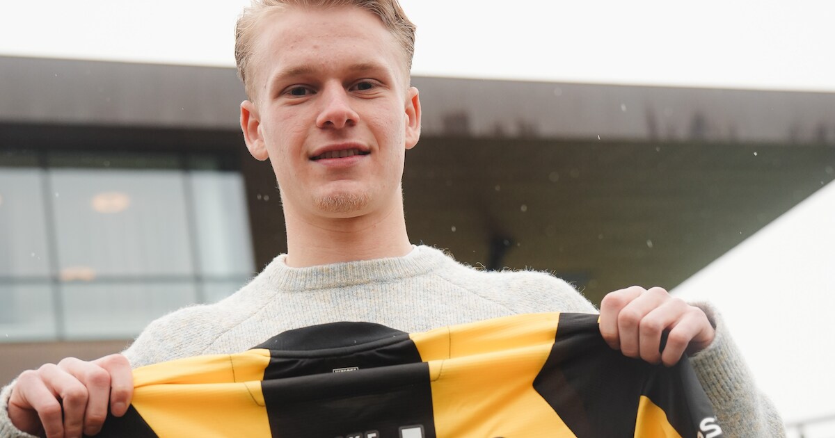 Vitesse geeft talent Mathijs Marschalk profcontract | Arnhem | AD.nl