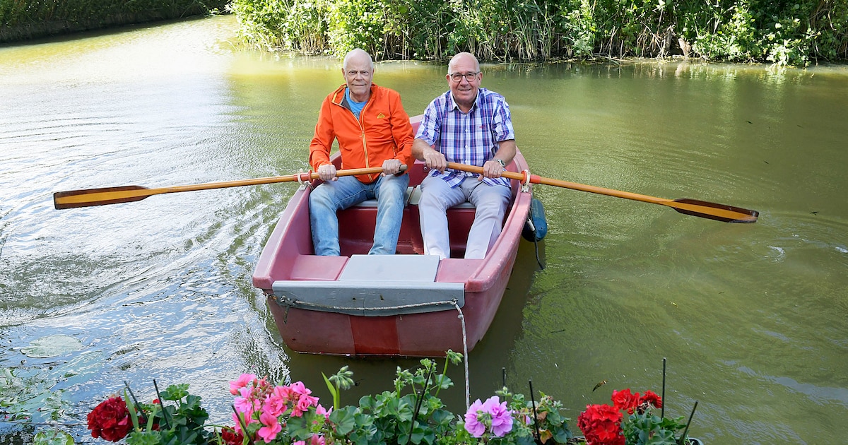 Bram Van Geffen (67) en Arie Kranendonk (70) zijn korfbaltrainers in ...