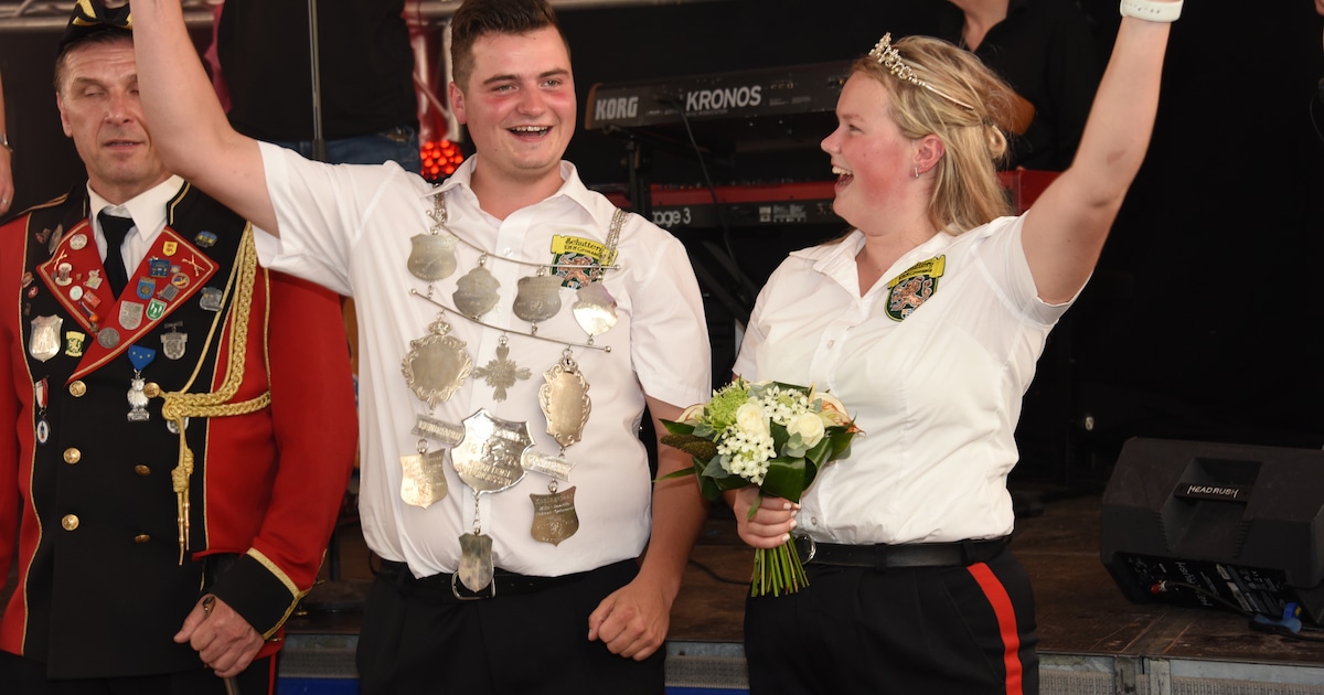 Siebe Lentjes nieuwe koning van schutterij Eendracht Maakt Macht in ...