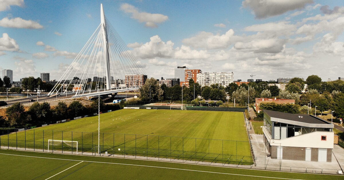 Sportpark Papendorp voortaan jachtterrein van Hyenas FC, gemeente hoopt ...