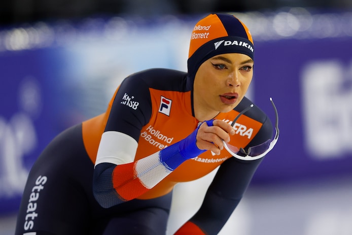 Jutta Leerdam verslaat Miho Takagi op 1000 meter, Chris Huizinga wint 5 ...