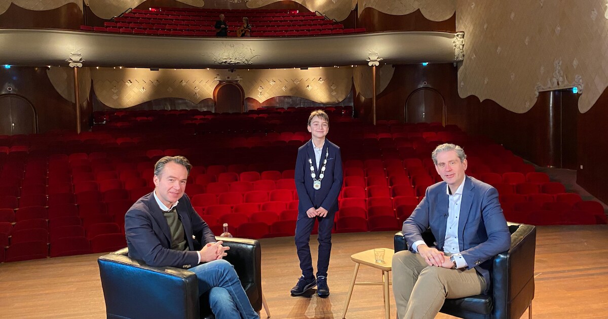 Geen nieuwjaarsreceptie? Dan een talkshow of interview op internet ...