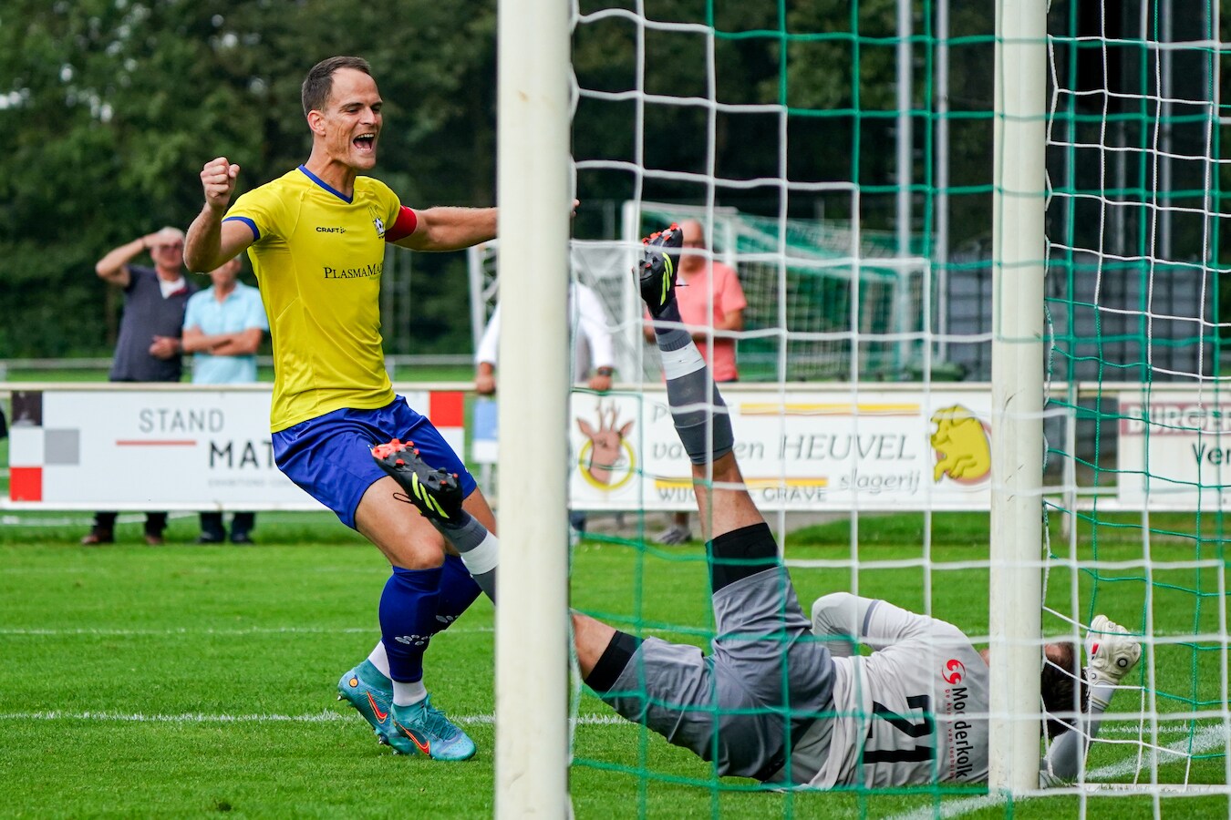 Aanvoerder Dirk Muis is ook zonder lange aanloop succesvol met ...