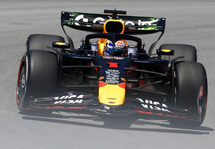Max Verstappen blikt schouderophalend terug op zijn vrijdag: ‘Zijn niet ...