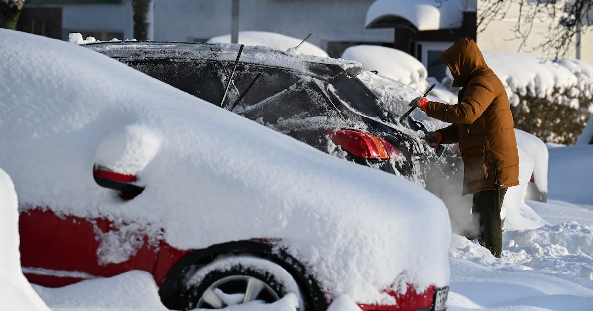 Zo bereid je je auto voor op nieuwe sneeuwchaos: let op megaboete voor ...