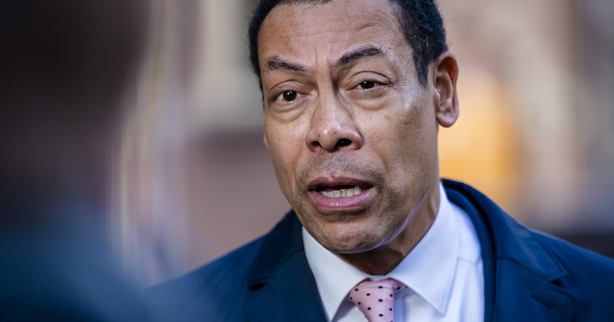 Franc Weerwind zette als burgemeester dienstauto in voor privéritten ...