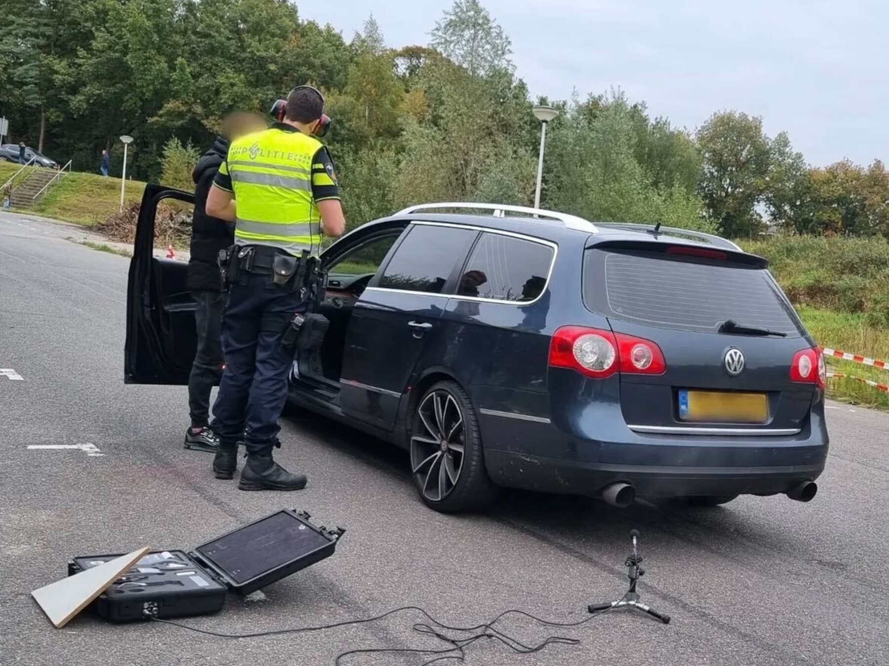 E-biker gewond aangetroffen op autoweg in Amersfoort en met spoed naar ...