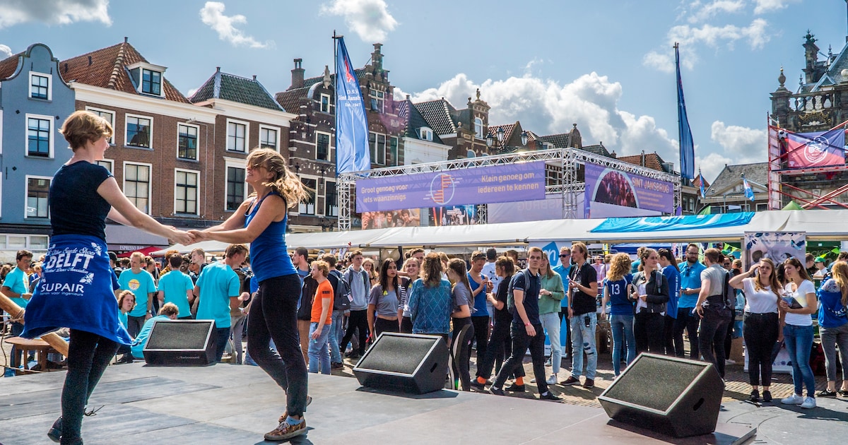 Eerstejaars proeven aan het studentenleven tijdens OWee- week van TU ...