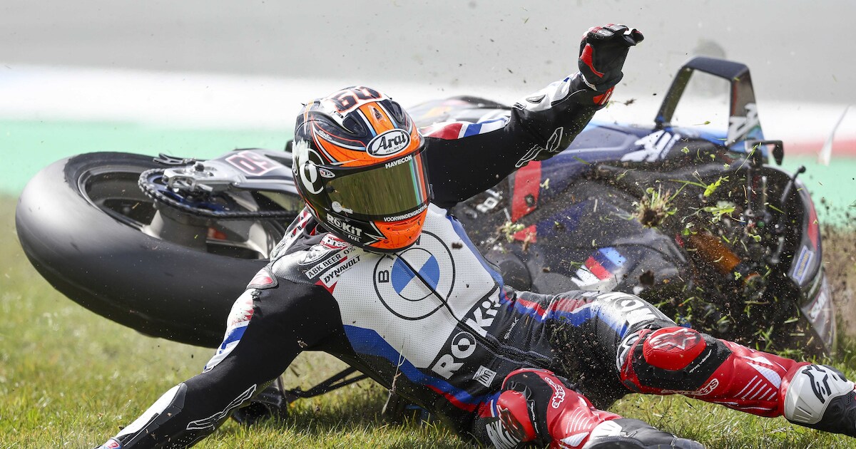Michael van der Mark breekt linkerbovenbeen na zware crash op TT ...