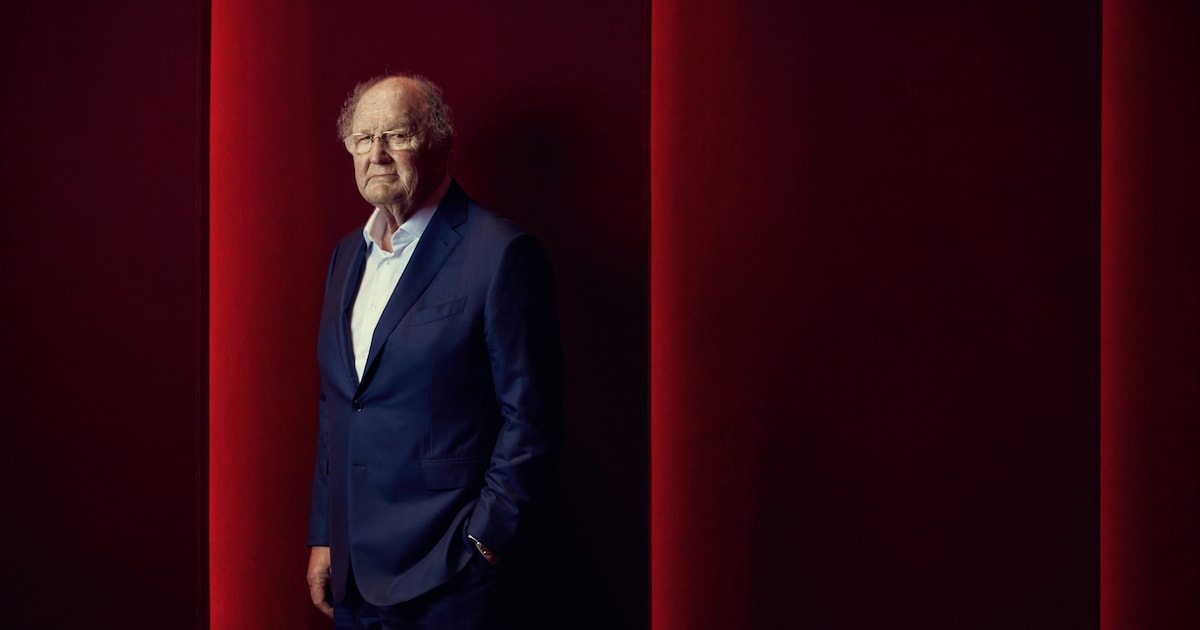 Joop van den Ende gedotterd vanwege gezondheidsproblemen | Show | AD.nl