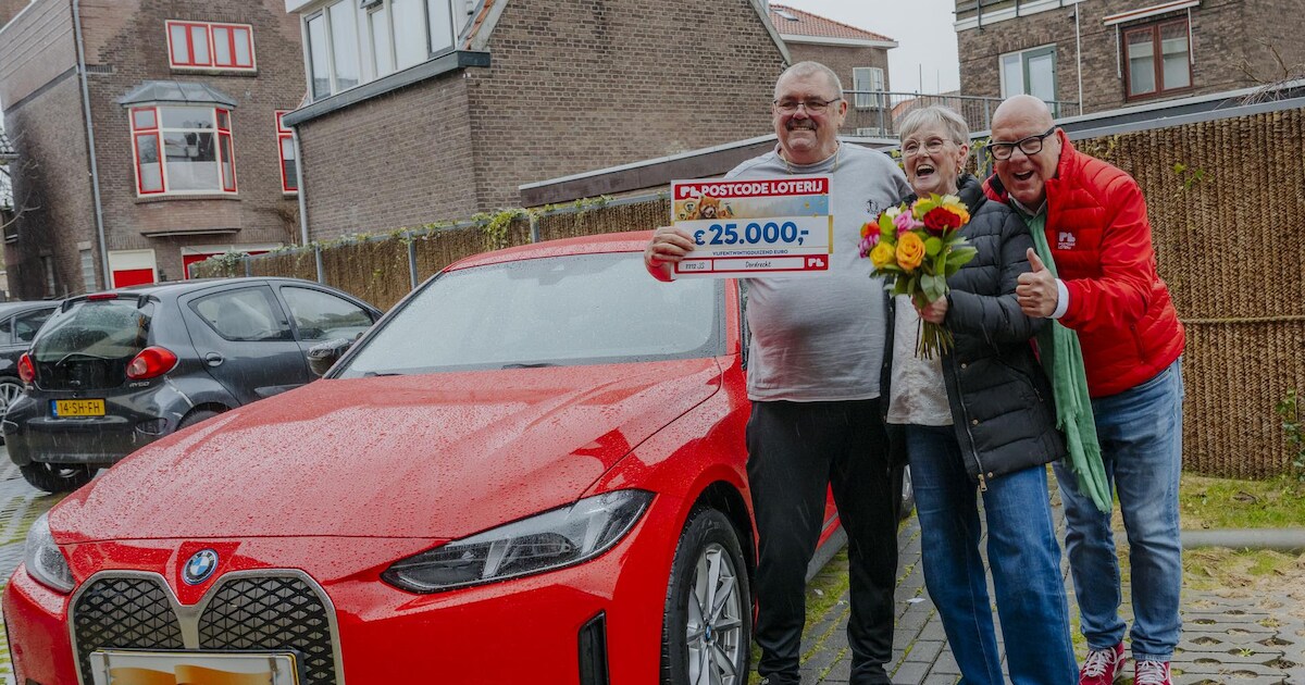 Jackpot! Dordtse buren verdelen 225.000 euro van de Postcode Loterij ...