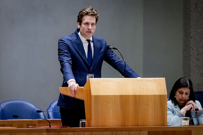 Vapen pas vanaf 21 jaar? Kabinet onderzoekt leeftijdsophoging ...