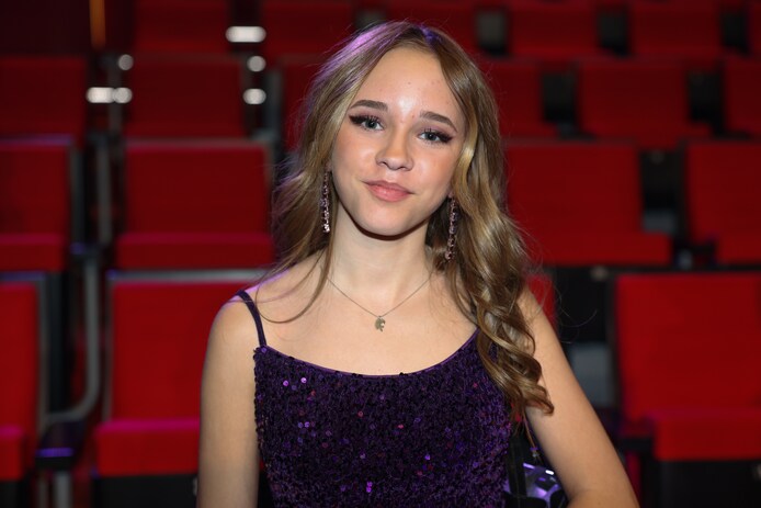 Emma Kok (16) deelt rolstoelfoto met 1,7 miljoen volgers: ze ‘worstelt ...