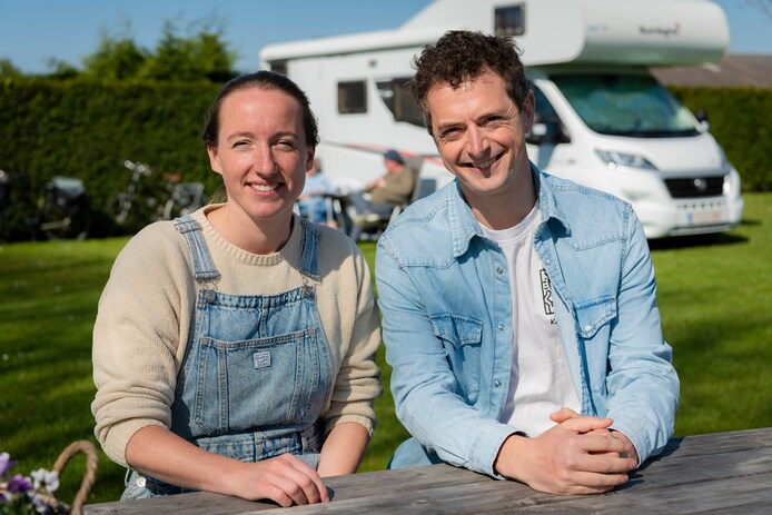 Investeerders willen hun ‘ouderwetse’ camping wel kopen, maar Lora (31 ...