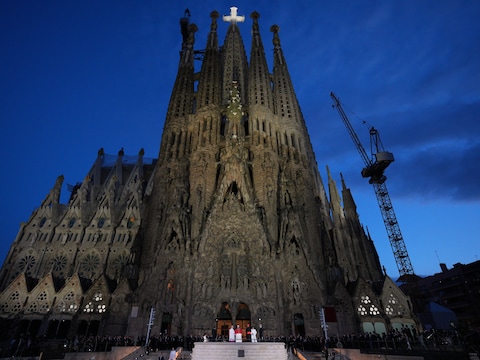 Paus zegent nieuwe toren van Sagrada Família: met 172,5 meter de ...