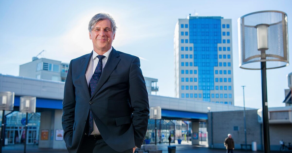 Capelle blijkt hardleers in kwestie met burgemeesterswoning | Rotterdam ...