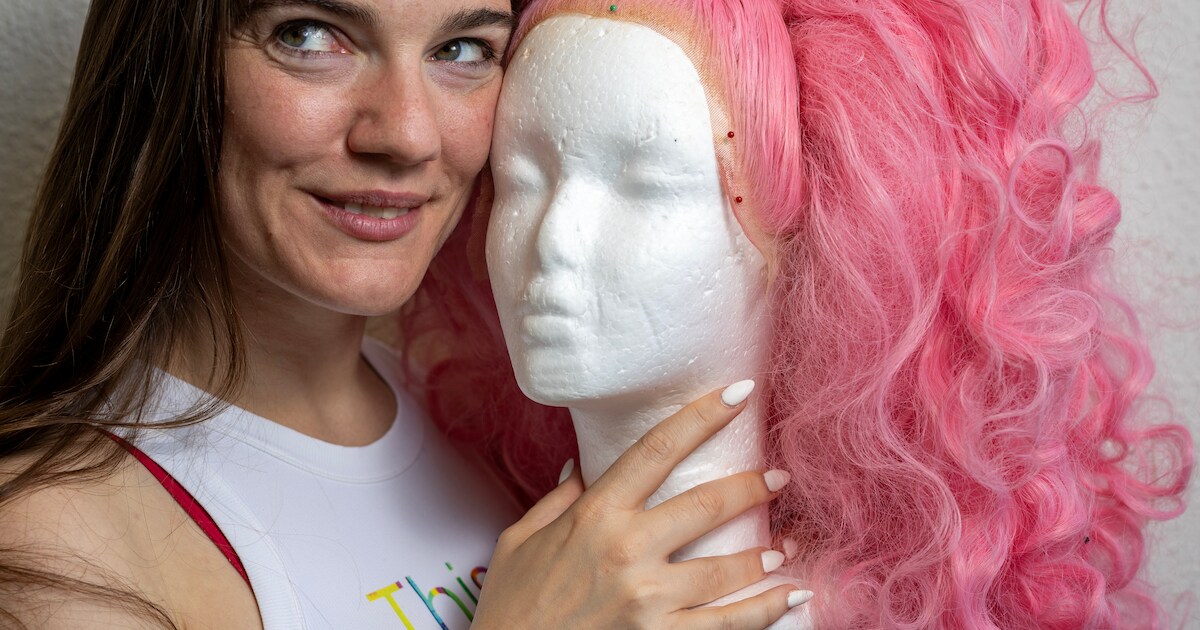 Als dragqueen Lilly kwam Stefanie de donkerste dagen van haar leven ...