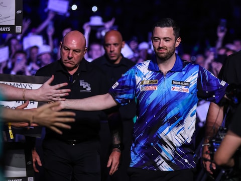 LIVE Premier League Darts | Battle of the Luke’s: na Luke Littler ...