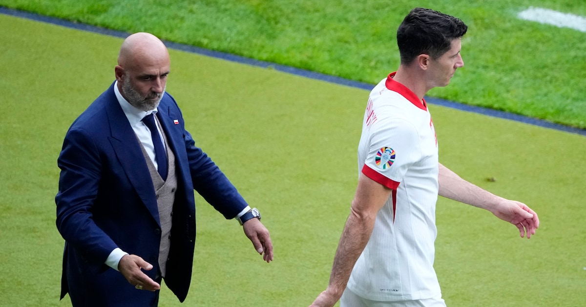 ‘Robert Lewandowski komt snel na opstappen Poolse bondscoach terug op ...