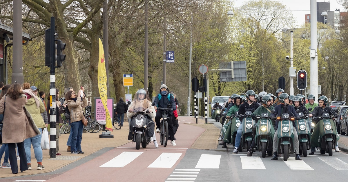 Felyx keert volgende week terug als deelscooteraanbieder in Amsterdam ...