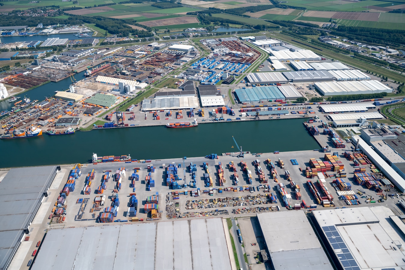 Deze regio wordt de logistieke hotspot voor het containerschip: drie ...