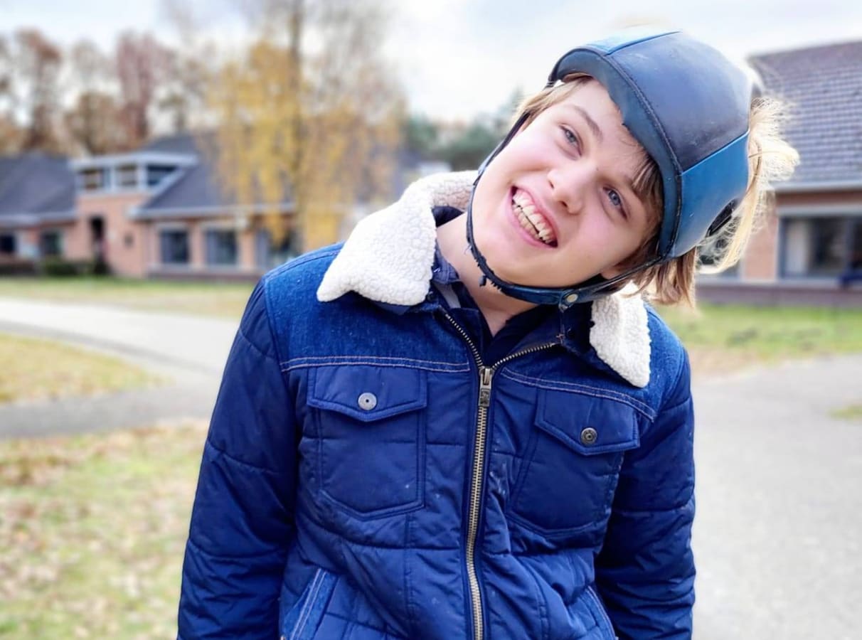Jonathan (20) had duizenden epilepsieaanvallen, toch gingen altijd drie ...