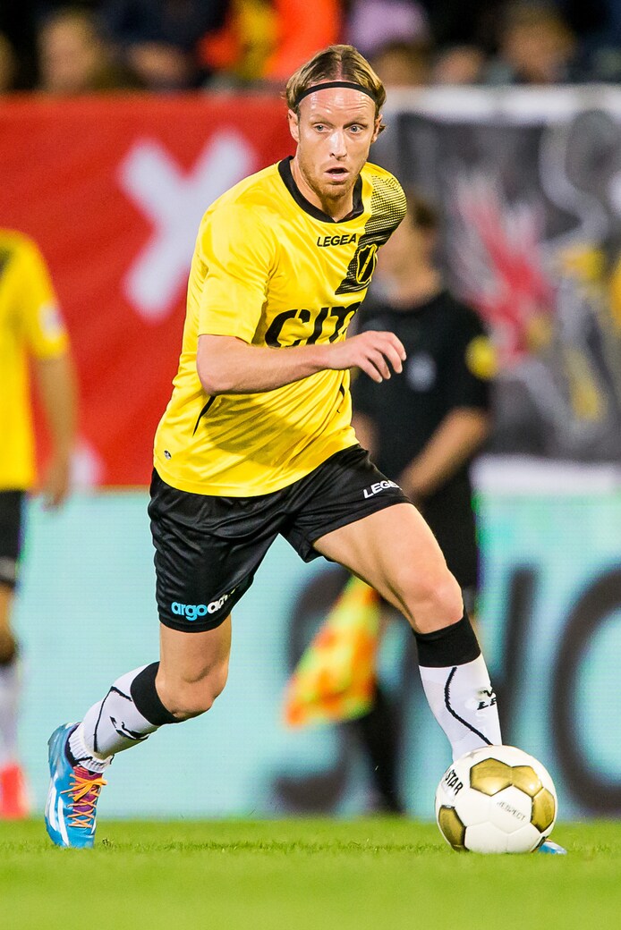 Rel om Stam die niet als back wil spelen | Nederlands voetbal | AD.nl