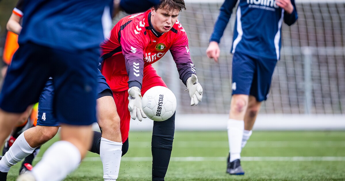 Keeper Tim de Kok schiet zichzelf geschiedenisboeken in met zeldzaam ...
