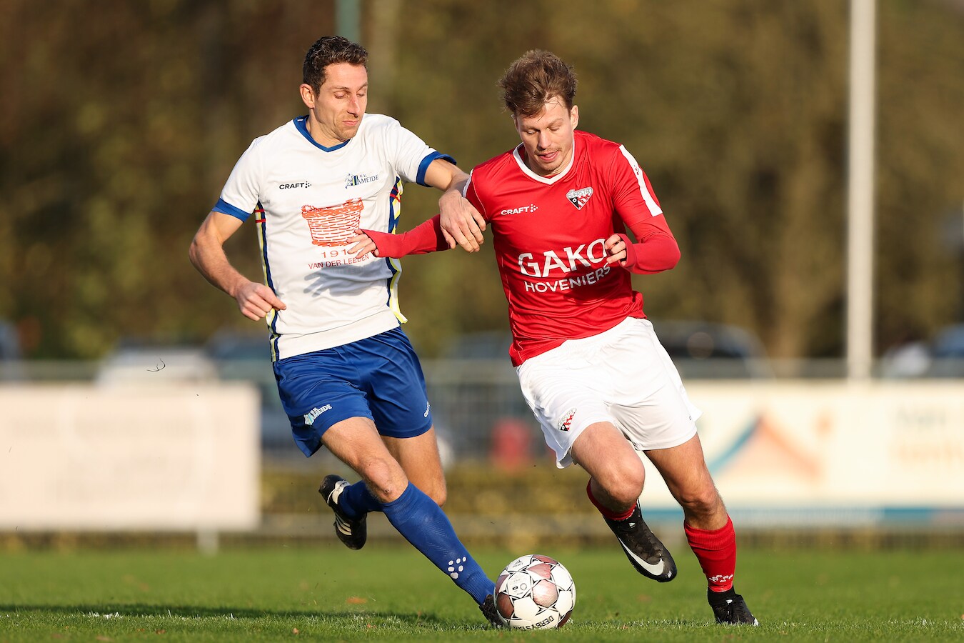 Fraaie comeback Peursum en GJS, speler Wieldrecht loopt het veld af ...