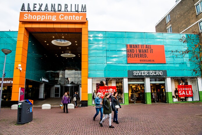 Inbraak bij juwelier winkelcentrum Alexandrium | Rotterdam | AD.nl