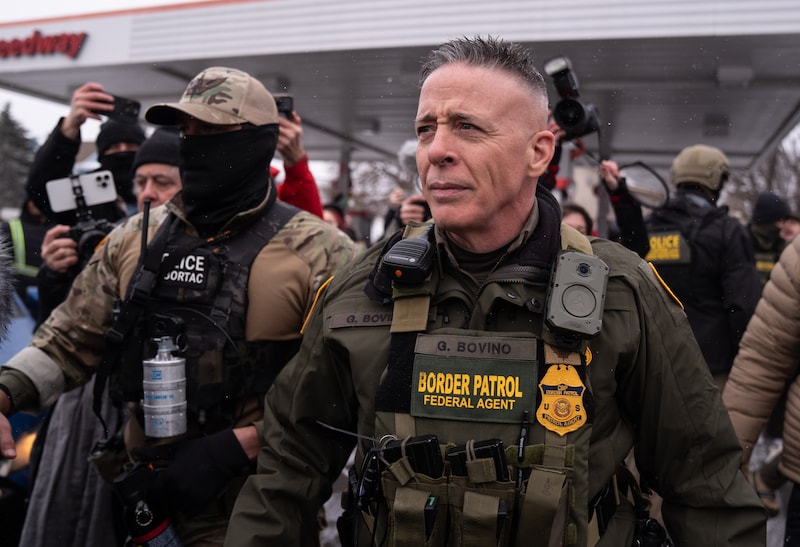 LIVE VS | ‘Boegbeeld van Trumps immigratiepolitie Bovino weg uit ...