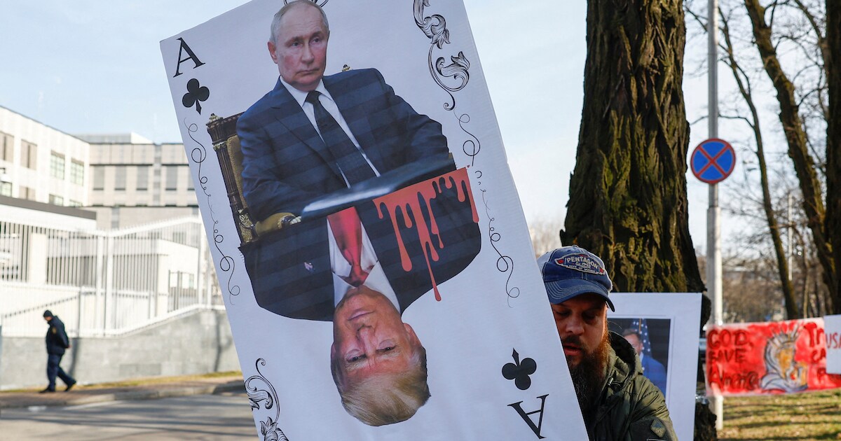 Donald Trump geraakt door ‘prachtig cadeau’ van ‘vriend’ Vladimir ...