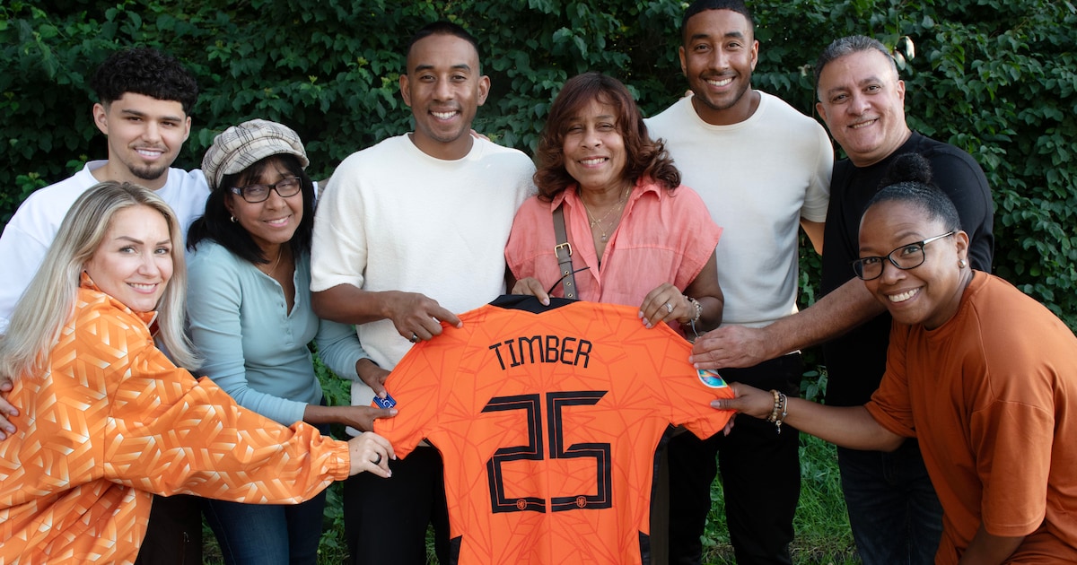 Tweeling Jurriën en Quinten Timber voor eerst samen bij Oranje, moeder ...