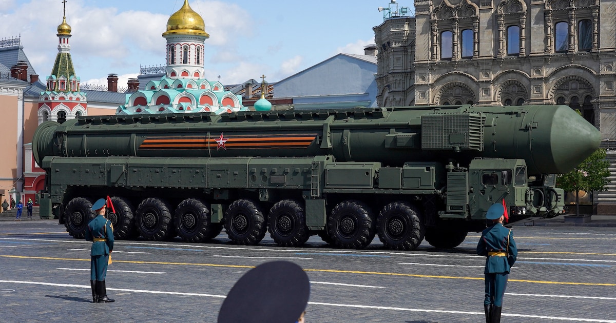 Nieuwe Russische raket vliegt zo snel dat hij bijna niet is te stoppen ...