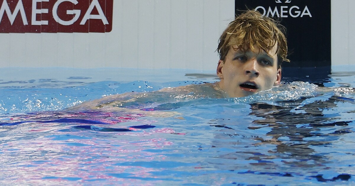 Koen de Groot en estafettezwemmers grijpen naast WK-medaille, Leon ...
