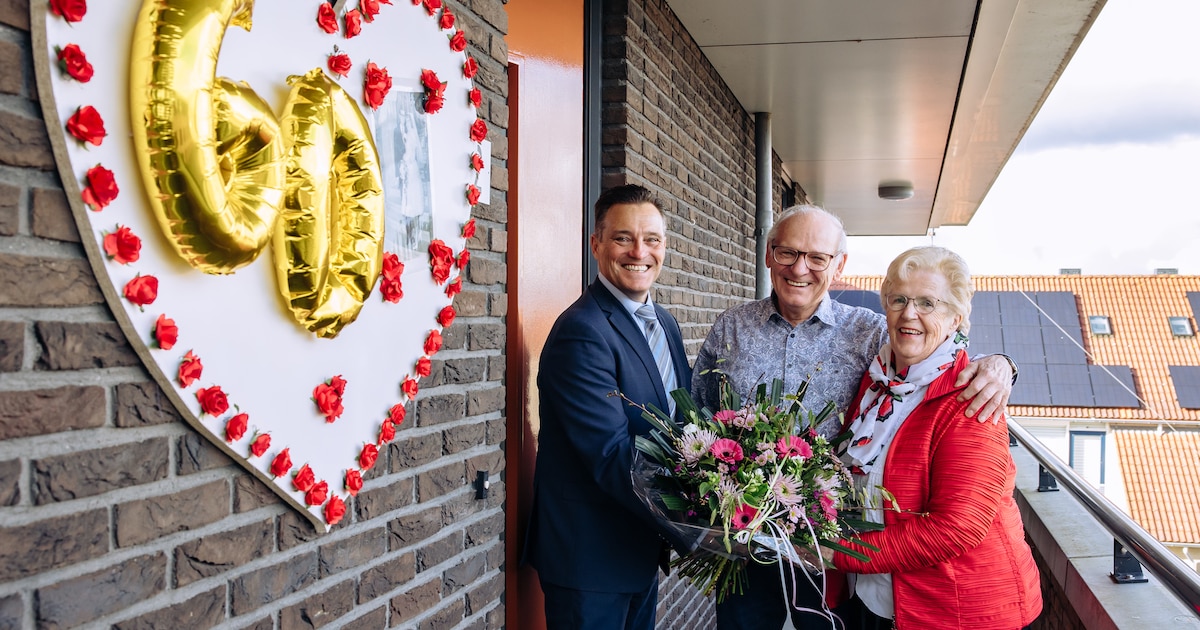 Van zolderkamer in Charlois naar Strijen: Ton en Lenie maakten in 60 ...
