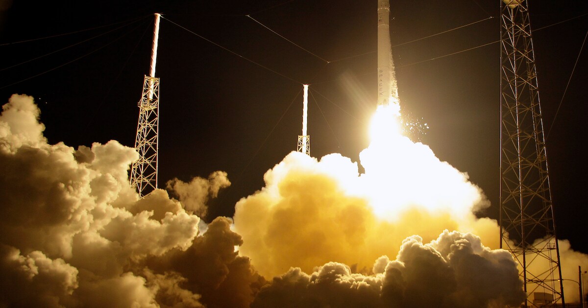 SpaceX stuurt recycle-raket naar ISS | Wetenschap | AD.nl