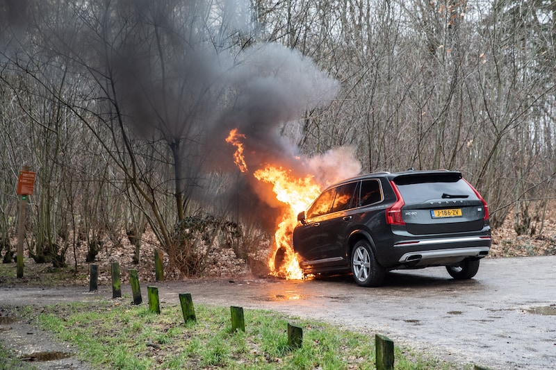 Deze auto's vliegen verreweg het vaakst in brand en ze zijn niet ...