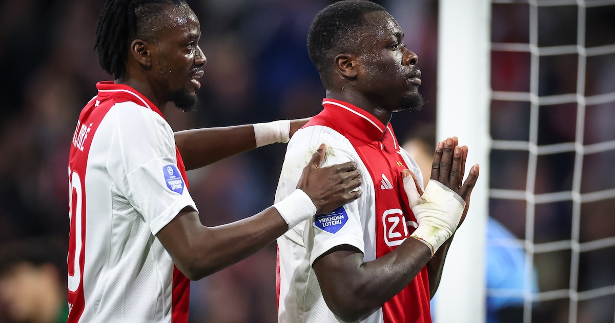 Ajax worstelt zich naar zege op PEC Zwolle in stroperige wedstrijd ...