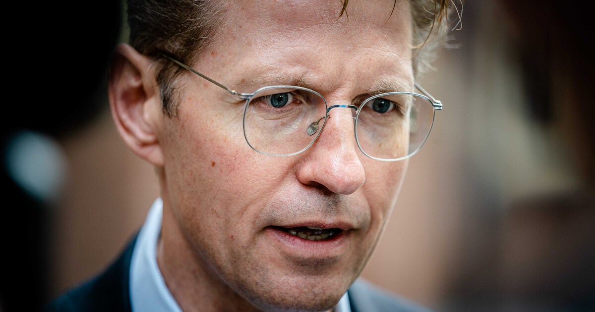 Dekker: ‘Mogelijk strengere regels voor advocaten’ | arrestatie ...