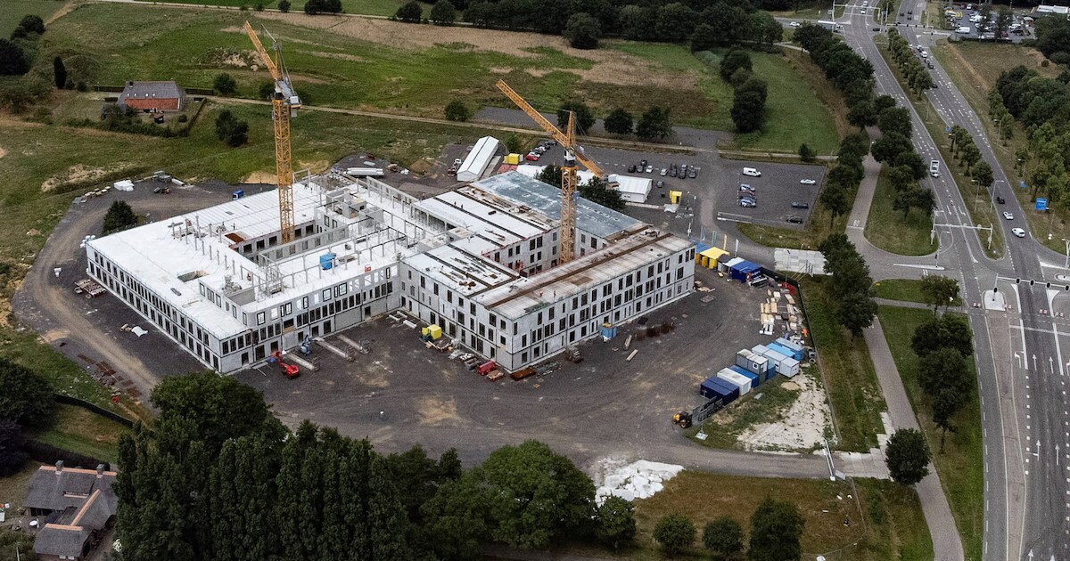 SKB heeft financiële wind in de zeilen; het Slingeland Ziekenhuis moet ...