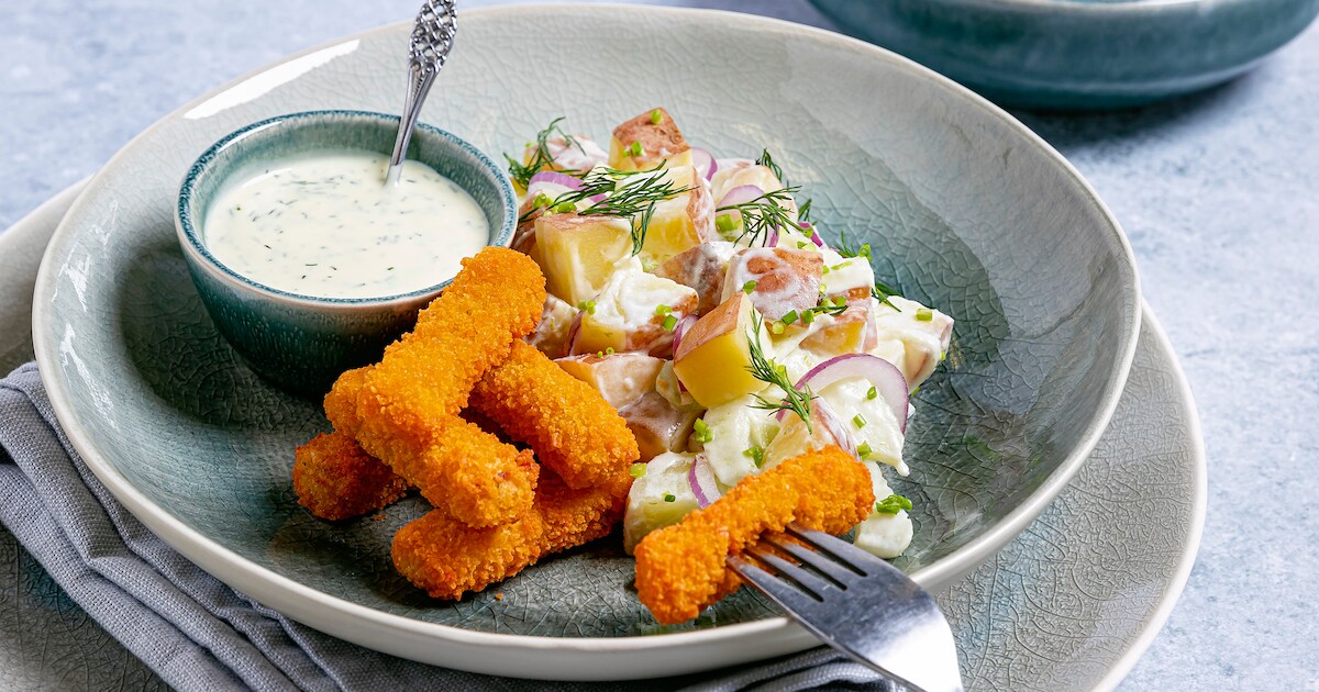 Wat Eten We Vandaag: Aardappelsalade met venkel, rode ui en visfrietjes ...