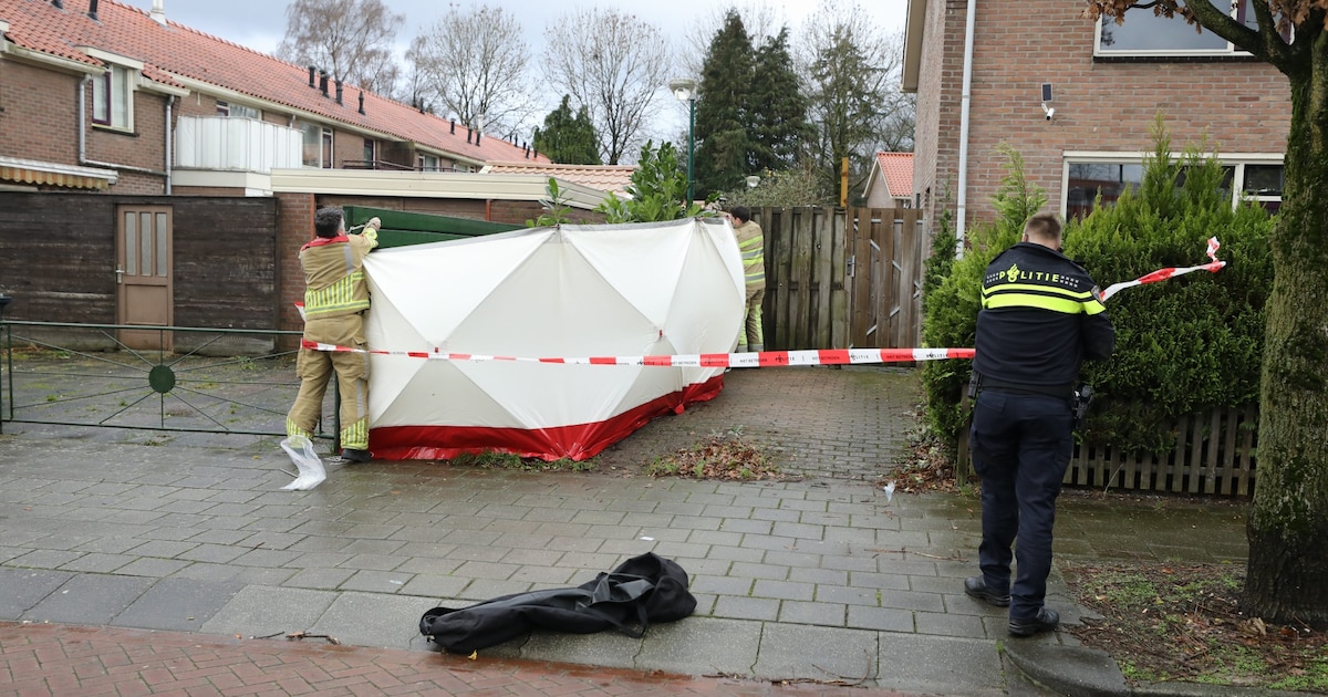 Overleden persoon gevonden in Baarn, politie doet onderzoek | Regio | AD.nl